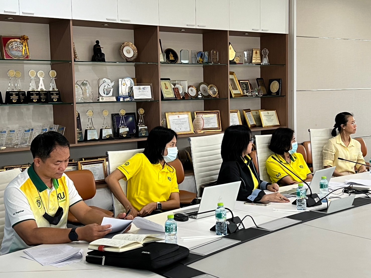 การประชุมพิจารณาร่าง TOR ระบบสารบรรณอิเล็กทรอนิกส์ (e-Sarabun) ครั้งที่ ...