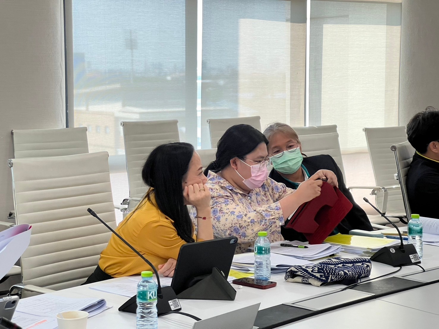 การประชุมพิจารณาร่าง TOR ระบบสารบรรณอิเล็กทรอนิกส์ (e-Sarabun) ครั้งที่ ...