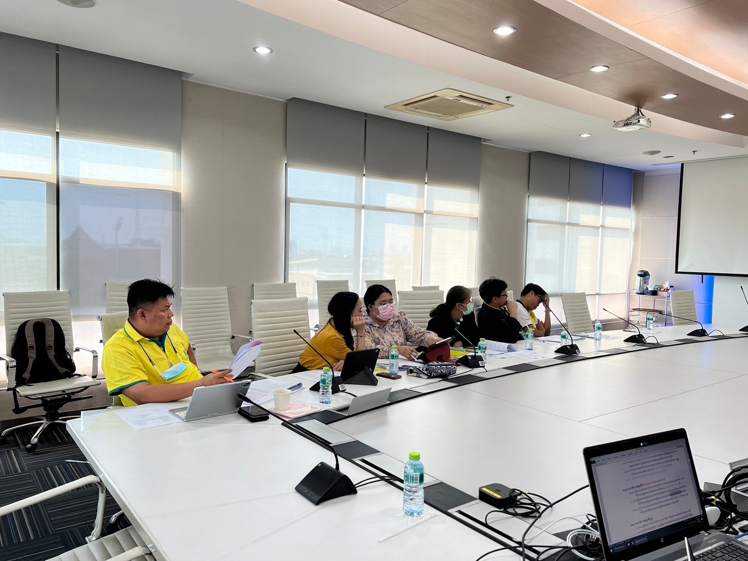 การประชุมพิจารณาร่าง TOR ระบบสารบรรณอิเล็กทรอนิกส์ (e-Sarabun) ครั้งที่ ...